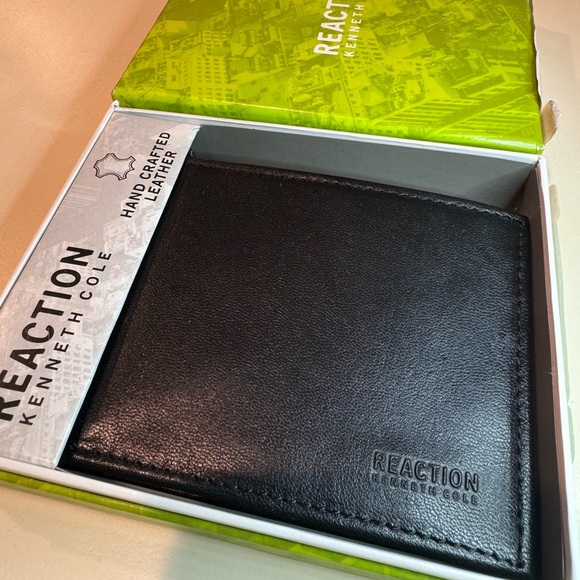 Kenneth Cole Reaction | Accessories | Kenneth Cole Reaction Black ...